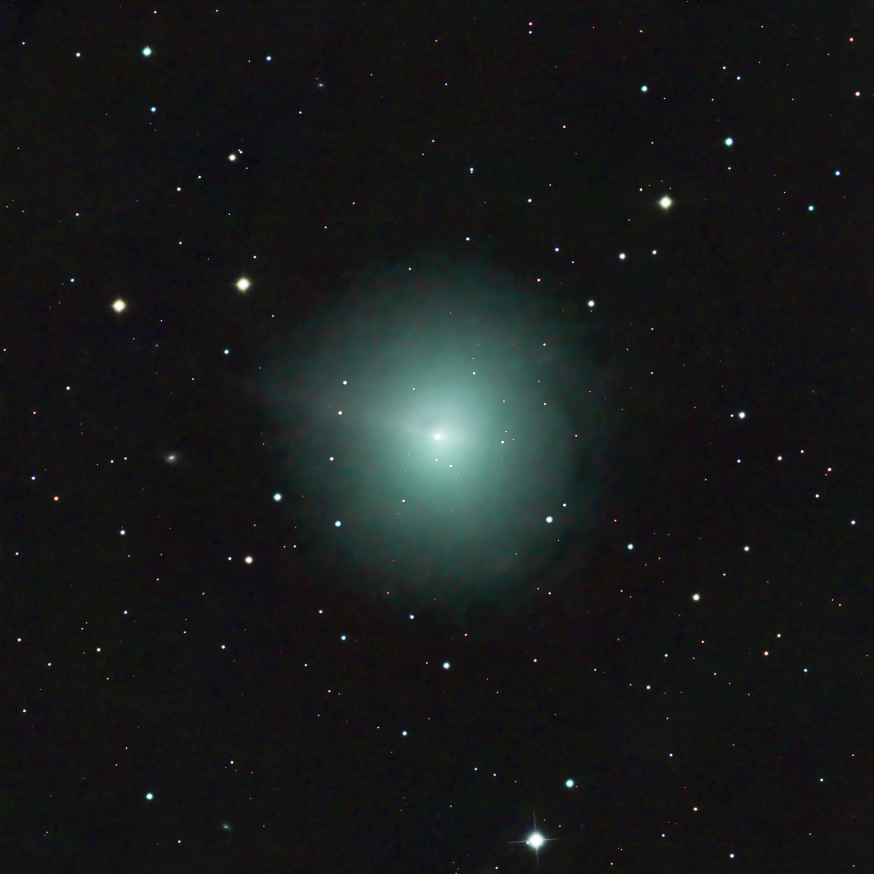 Comet 2023 H2 Lemmon on 25 Nov 2023 | Telescope Live