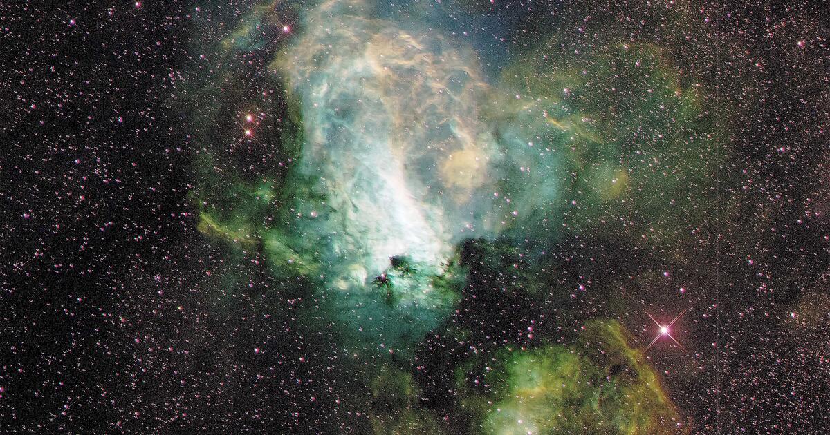 Lobster Nebula | Telescope Live