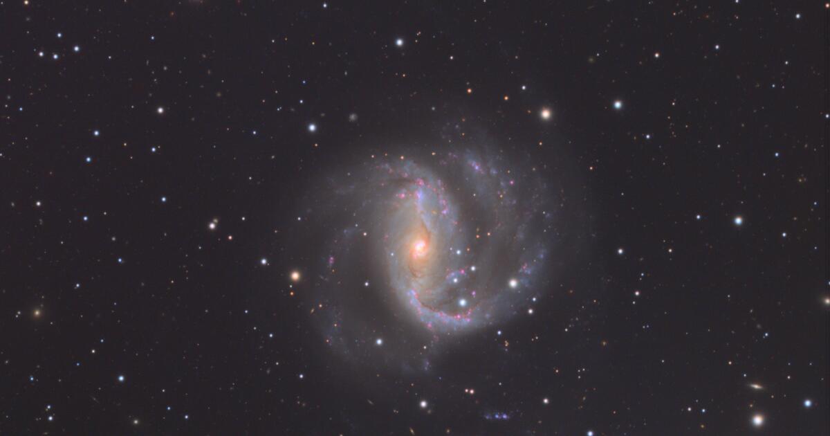 NGC 1672 | Telescope Live
