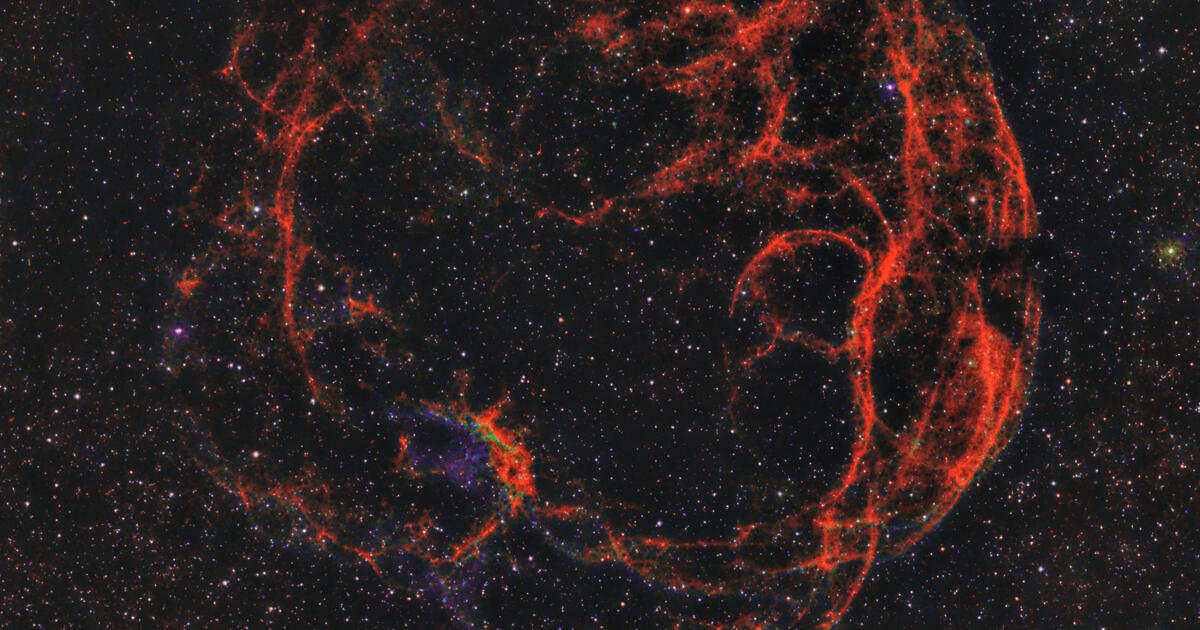 Spaghetti Nebula | Telescope Live