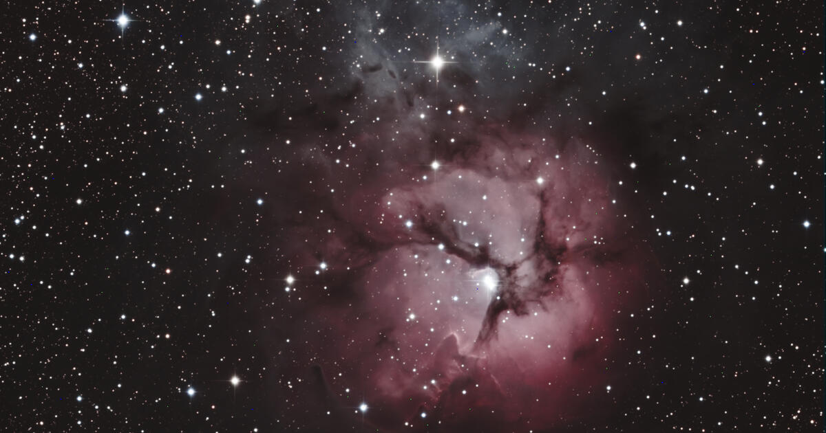 Trifid Nebula | Telescope Live