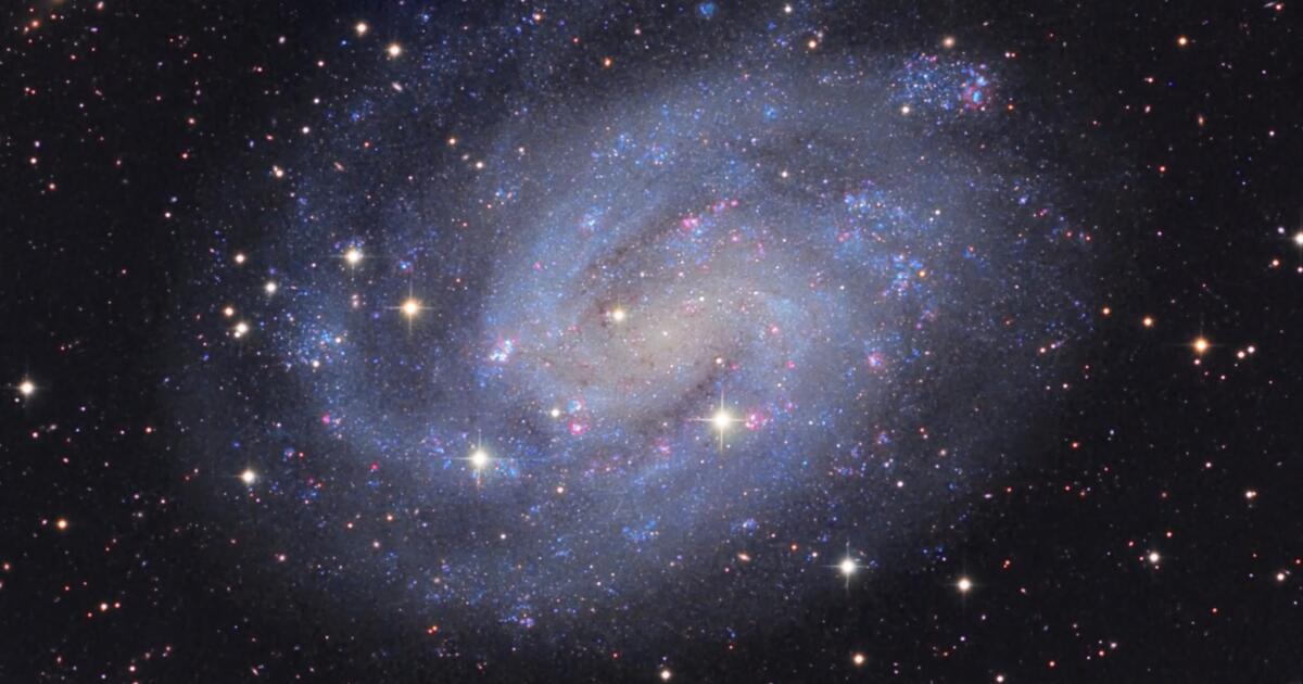 NGC 300 LRGB | Telescope Live
