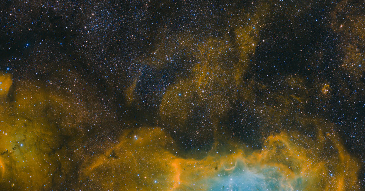 The Lagoon Nebula & Trifid Nebula | Telescope Live