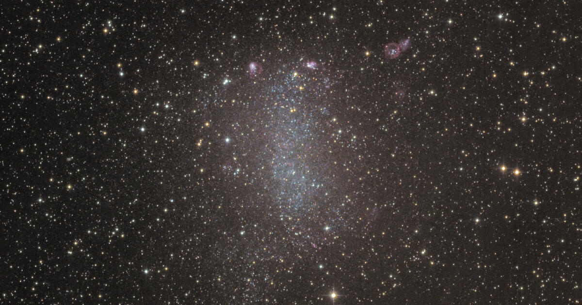 NGC 6822, Barnard's Galaxy | Telescope Live