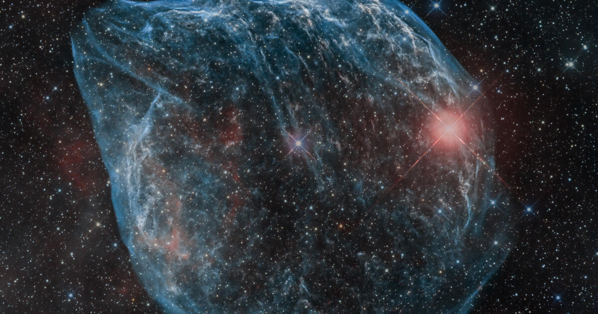 Dolphin Nebula | Telescope Live