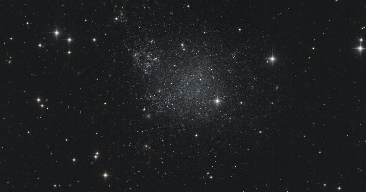 IC 1613 | Telescope Live