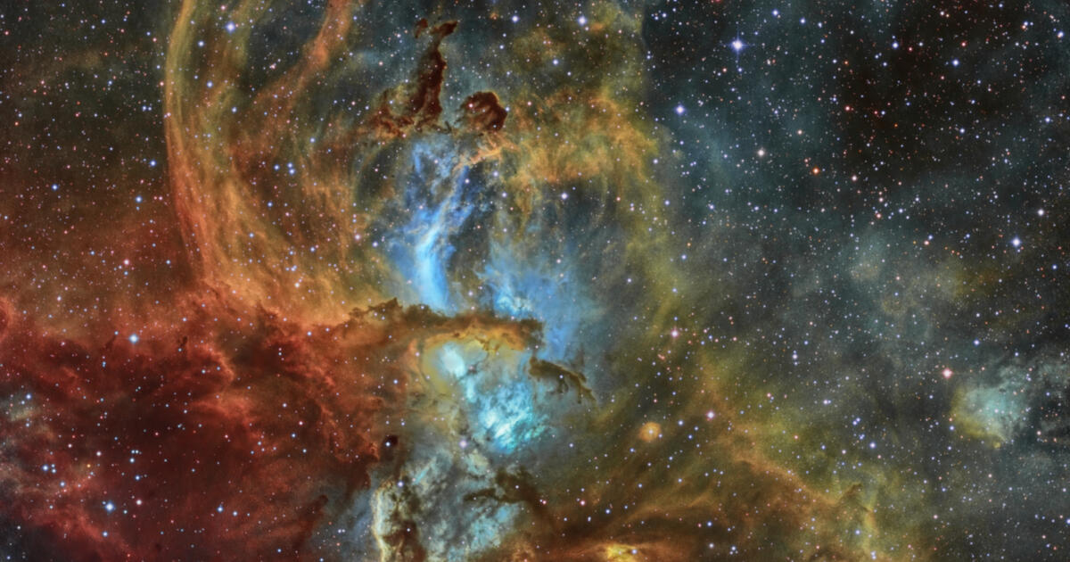 NGC 3576 Statue of Liberty Nebula | Telescope Live