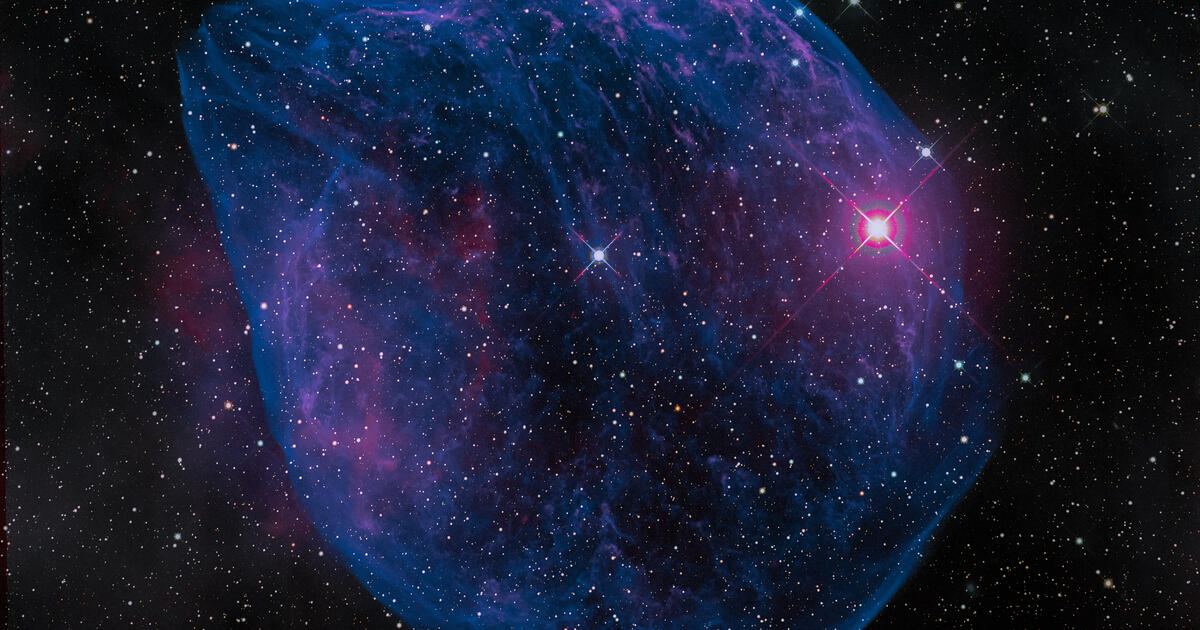 The Dolphin Nebula | Telescope Live