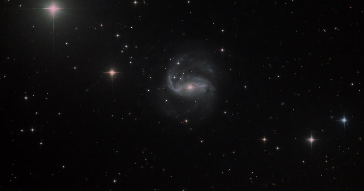 NGC 1672 | Telescope Live