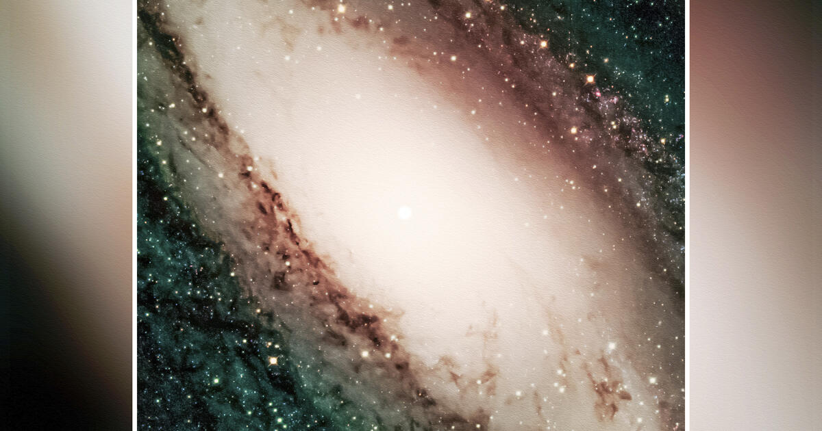 Andromeda Galaxy Core | Telescope Live