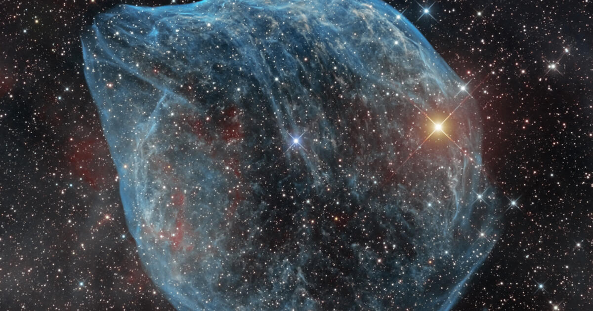 Processing of the APOD winning Dolphin Nebula | Telescope Live