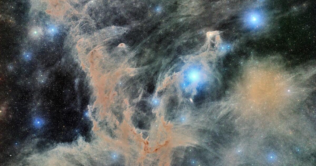 Dark Nebula Complex | Telescope Live