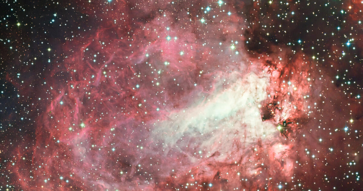 M17 Omega Nebula | Telescope Live