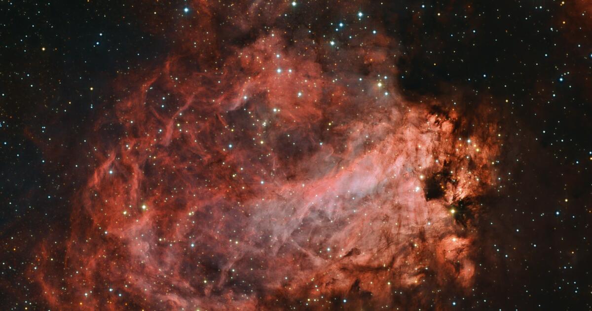 M17 - OMEGA NEBULA V3 | Telescope Live