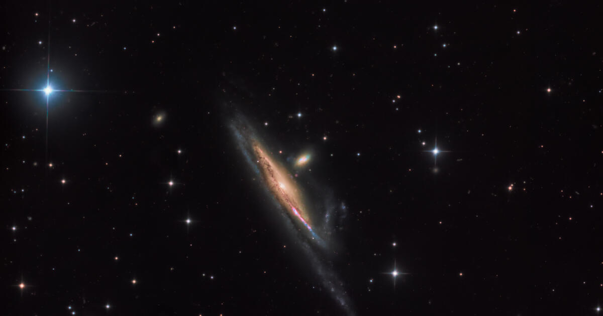 NGC 1531 & NGC 1532 | Telescope Live