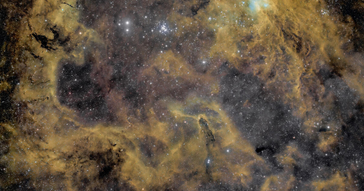 RCW 113: beautiful H II-region in Scorpius | Telescope Live