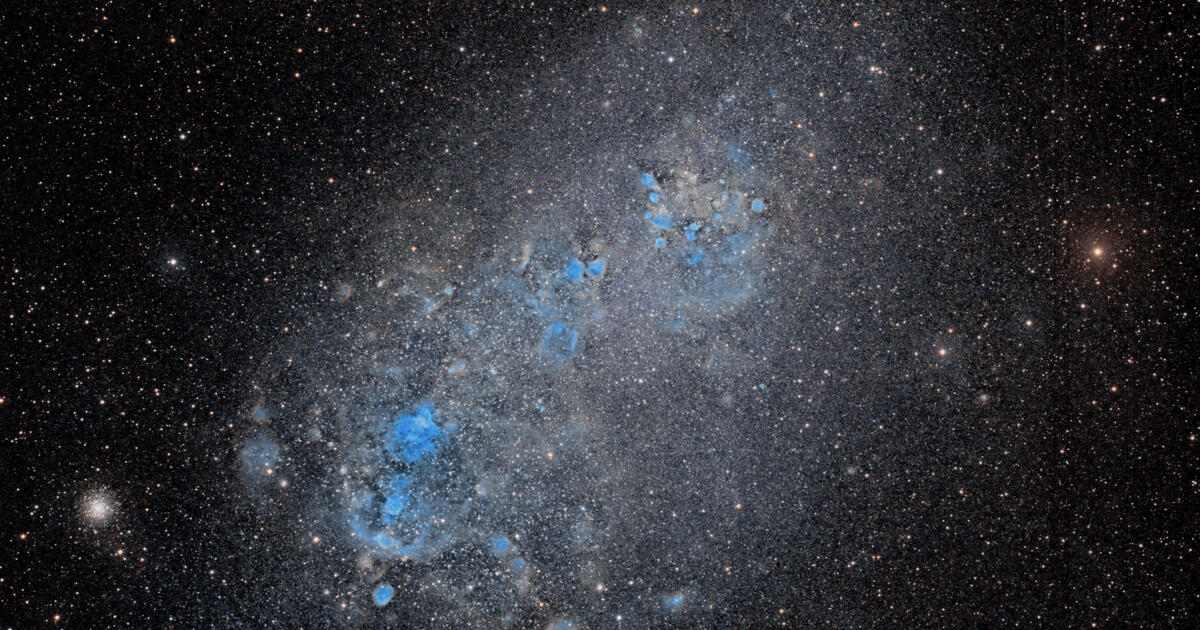 Small Magellanic Cloud SHO AUS-2 | Telescope Live