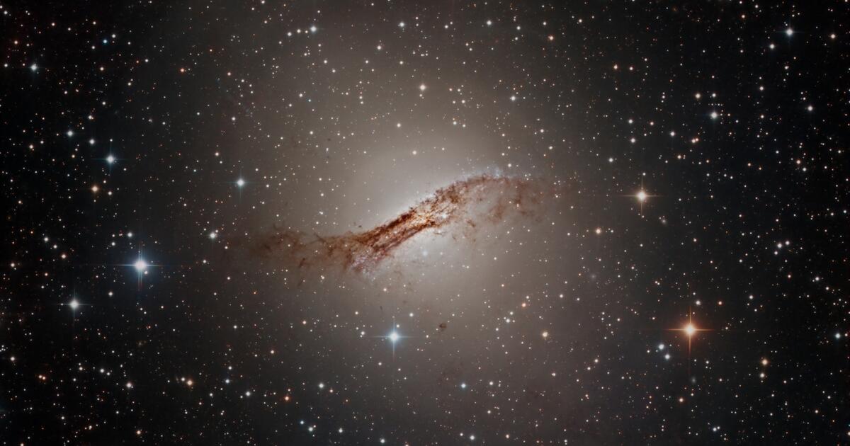 NGC5128 - Centaurus A Galaxy | Telescope Live