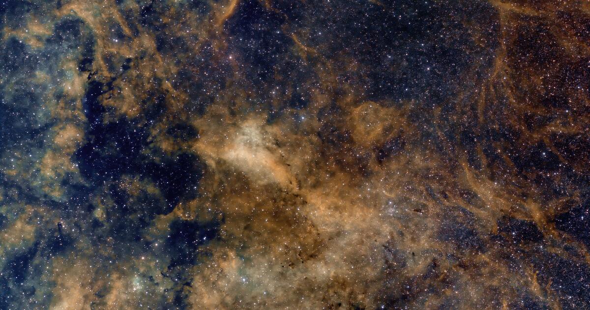 Sadr Region with IC1318A | Telescope Live
