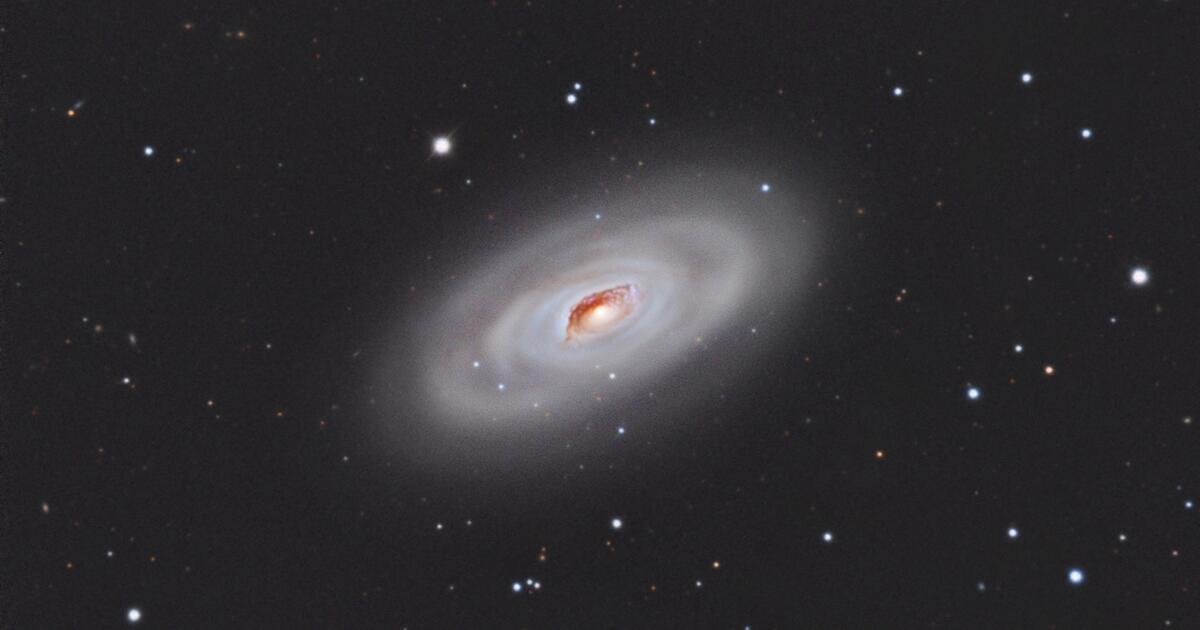 Black Eye Galaxy | Telescope Live