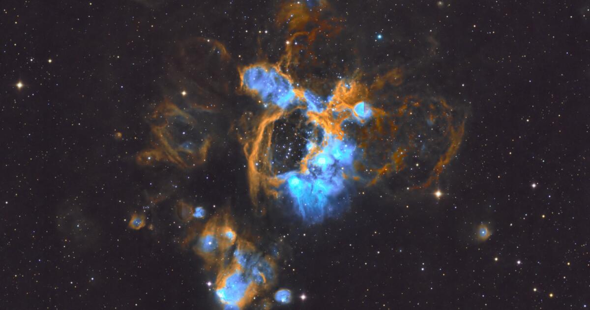 NGC 1929 | Telescope Live