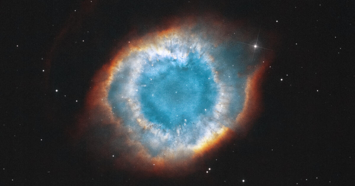 NGC 7293 - Helix Nebula | Telescope Live