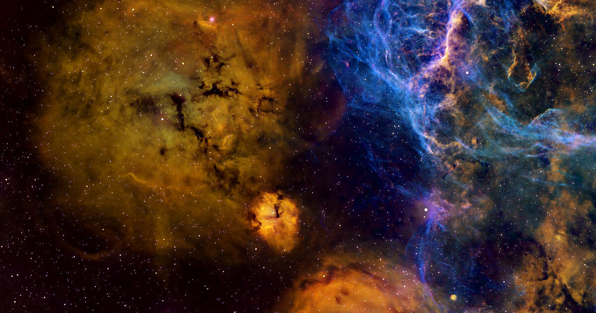 RCW32 Widefield | Telescope Live