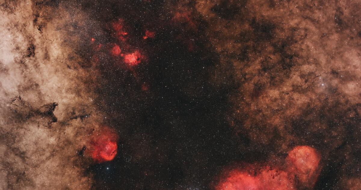 Region around WRAY 17-96 | Telescope Live