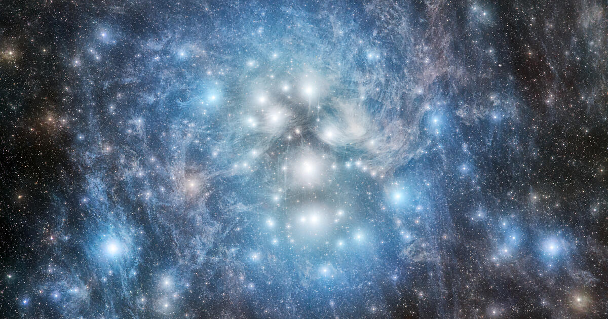 M45 - The Pleiades | Telescope Live