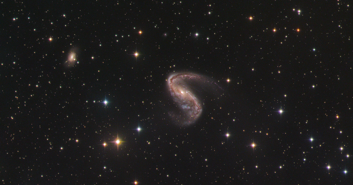 NGC 2442 | Telescope Live