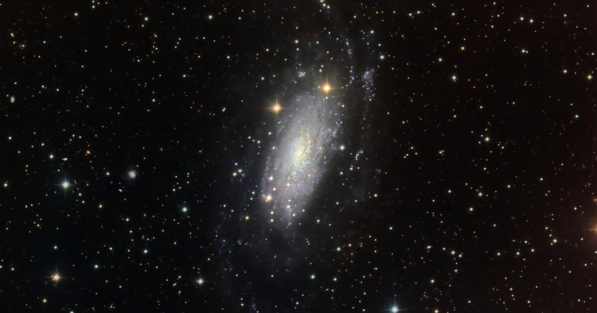 NGC3621 | Telescope Live