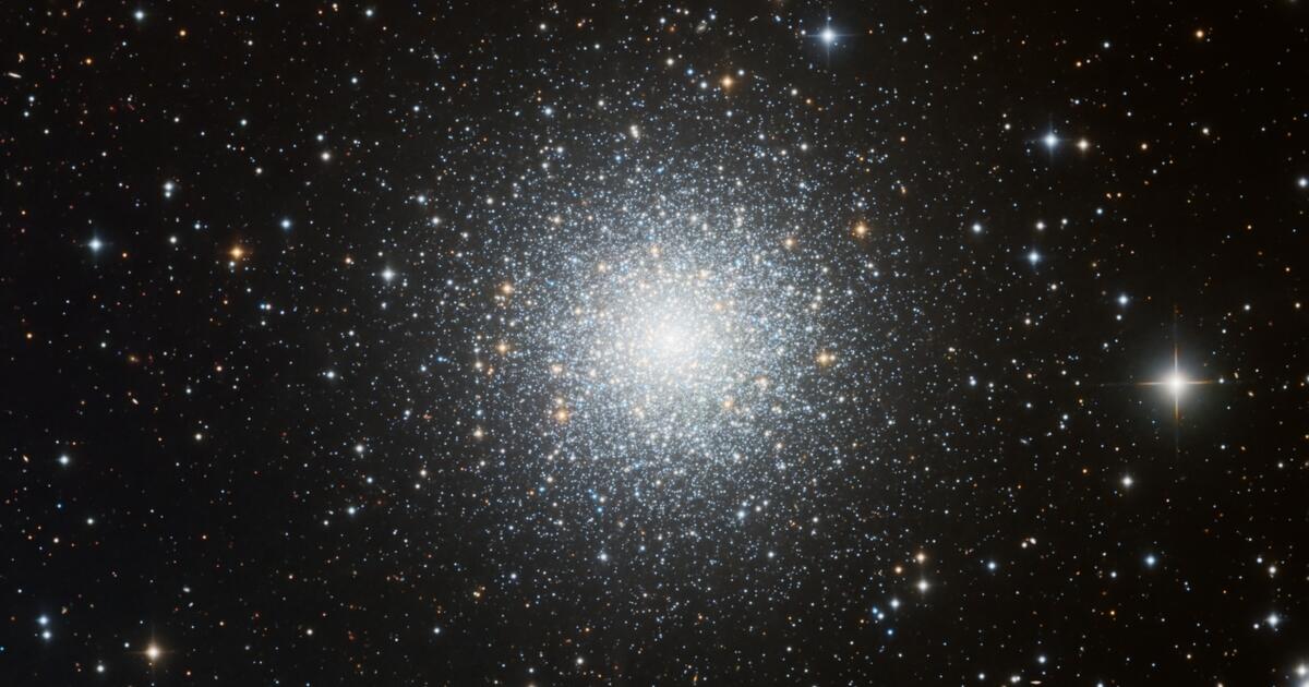 NGC 1851 | Telescope Live
