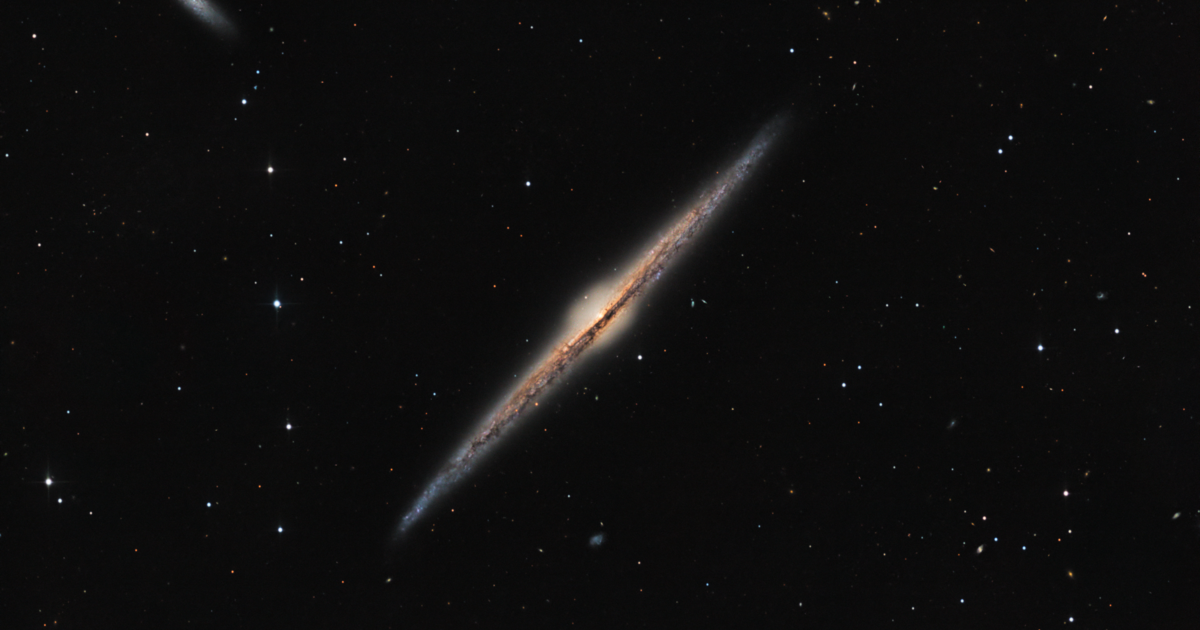 NGC 4565 a.k.a Needle Galaxy | Telescope Live