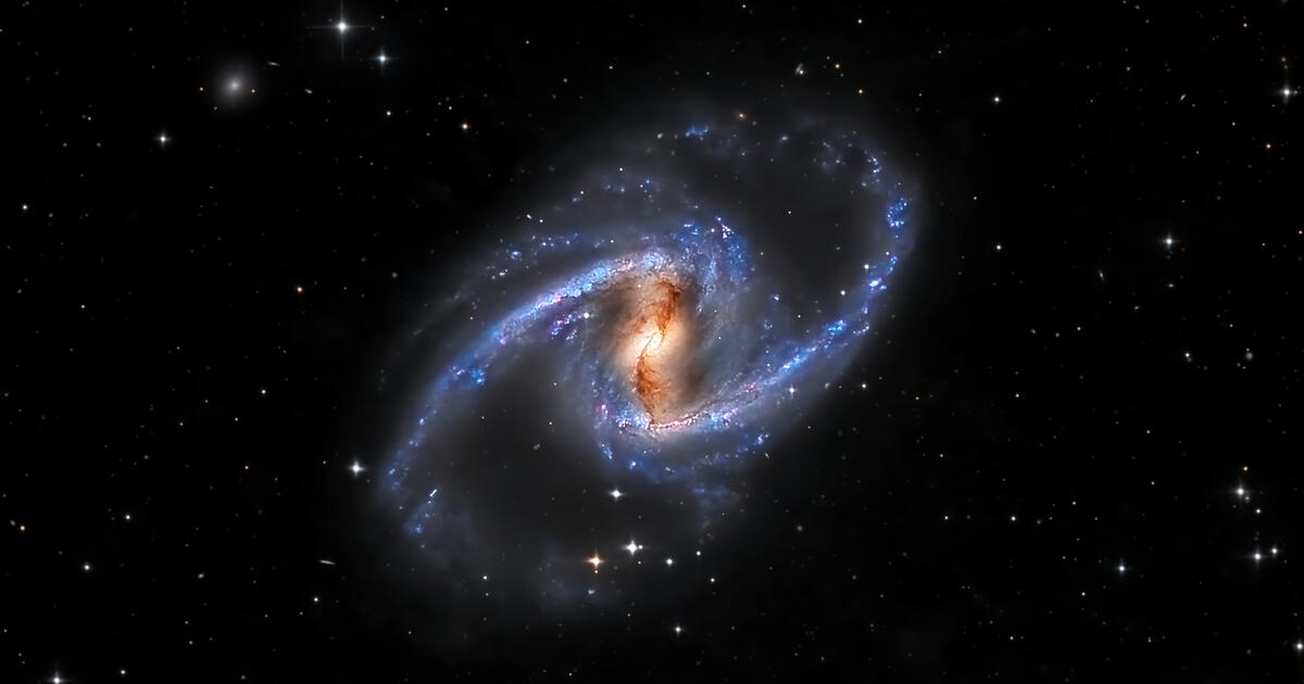 NGC 1365 | Telescope Live