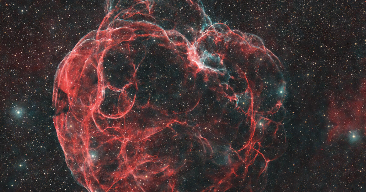 Spaghetti Nebula | Telescope Live