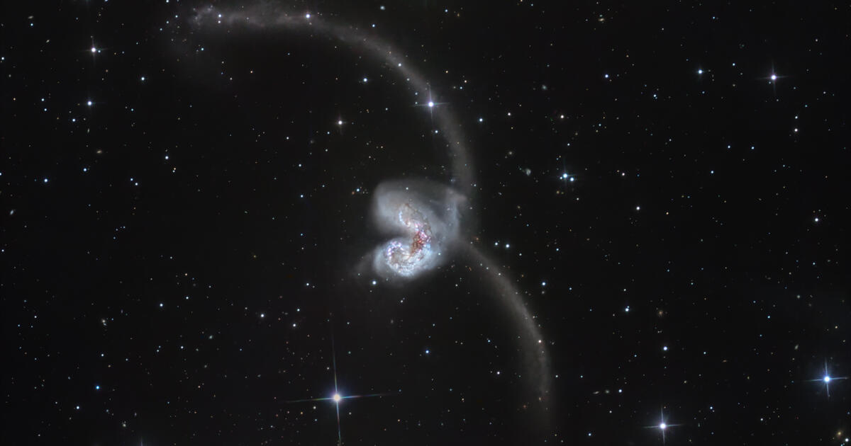 NGC 4038 Antennae galaxies | Telescope Live