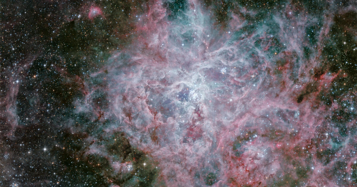 Tarantula Nebula | Telescope Live