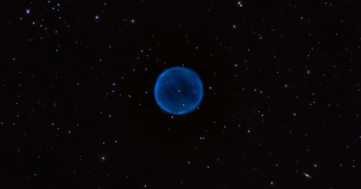 Planetary Nebula Abell 39 | Telescope Live