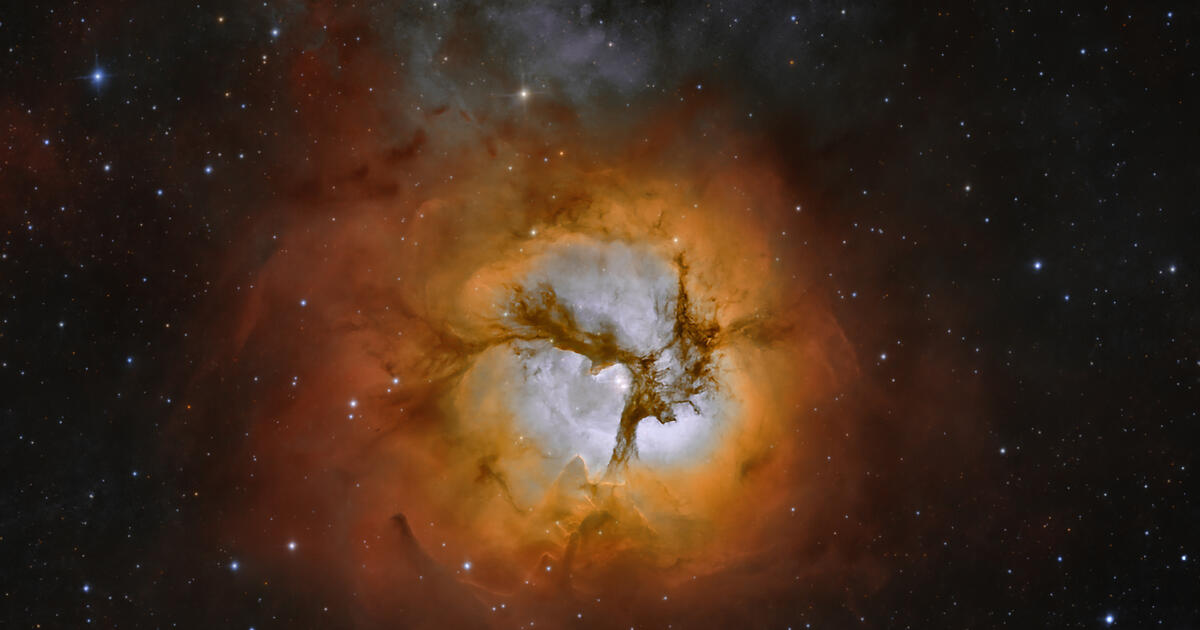 M20 | Telescope Live