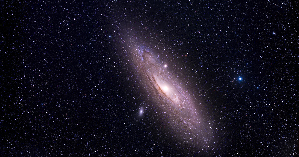Andromeda Galaxy (M31) | Telescope Live
