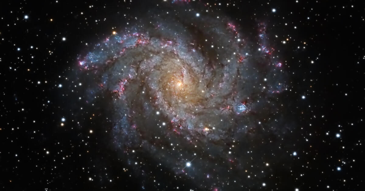 NGC 6946 Fireworks Galaxy (1-Click) | Telescope Live