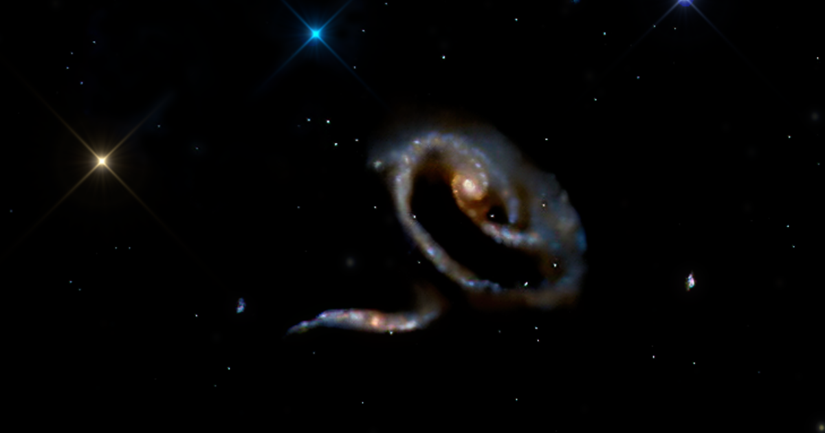 Arp 273 | Telescope Live