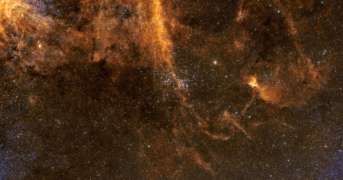 NGC3532 (Ha+LRGB) (Custom HOO) | Telescope Live