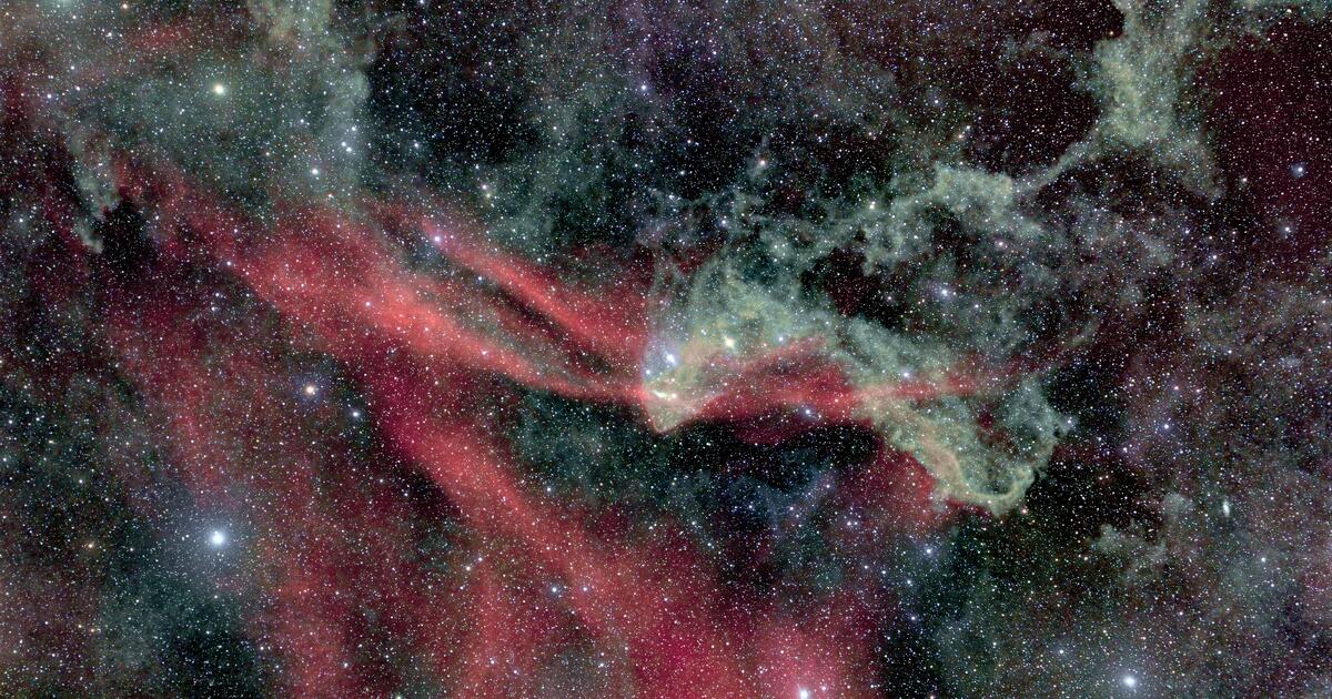The top of the Great Lacerta Nebula Sh2-126 | Telescope Live