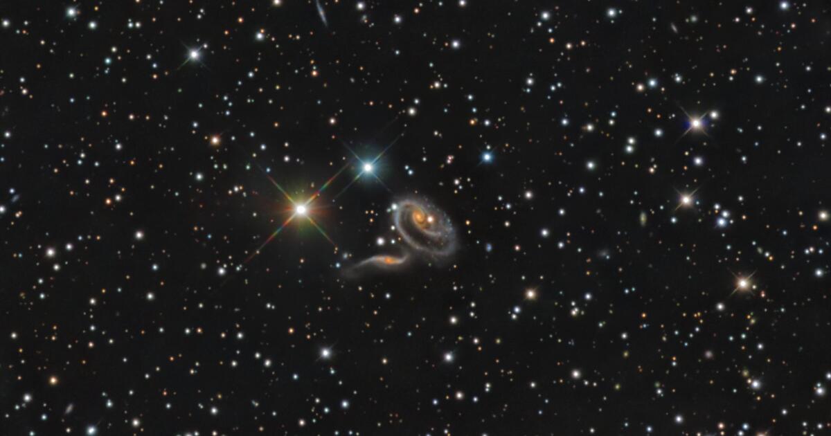 Arp 273 | Telescope Live