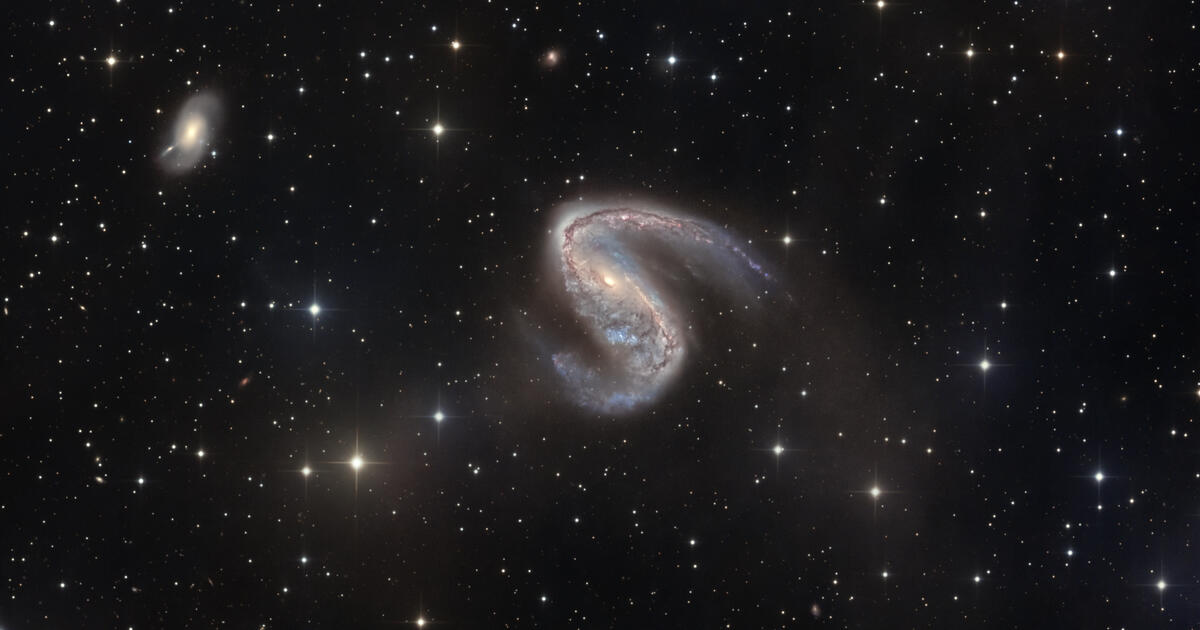 NGC 2442 | Telescope Live