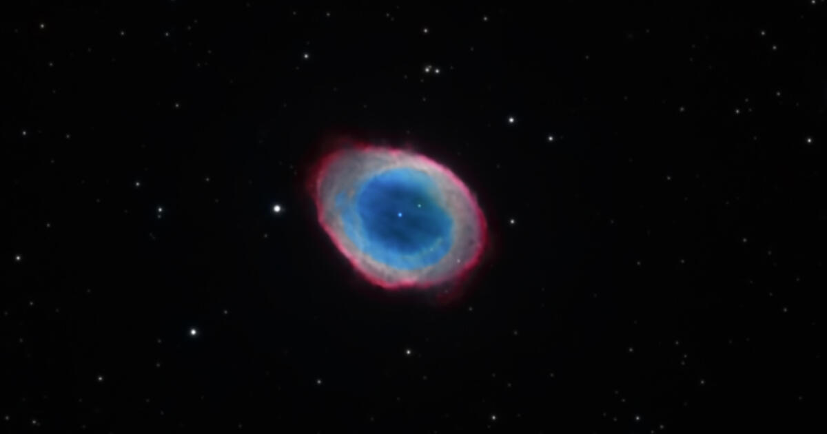 Ring Nebula (M57) in the constellation Lyra | Telescope Live