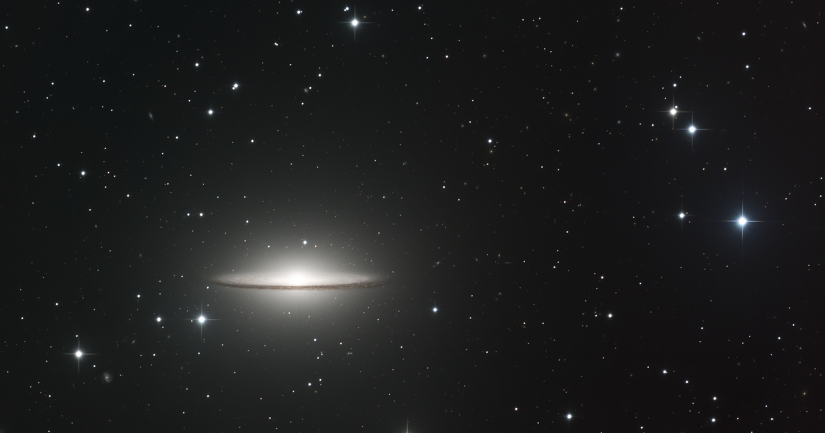 M104 The Sombrero Galaxy | Telescope Live