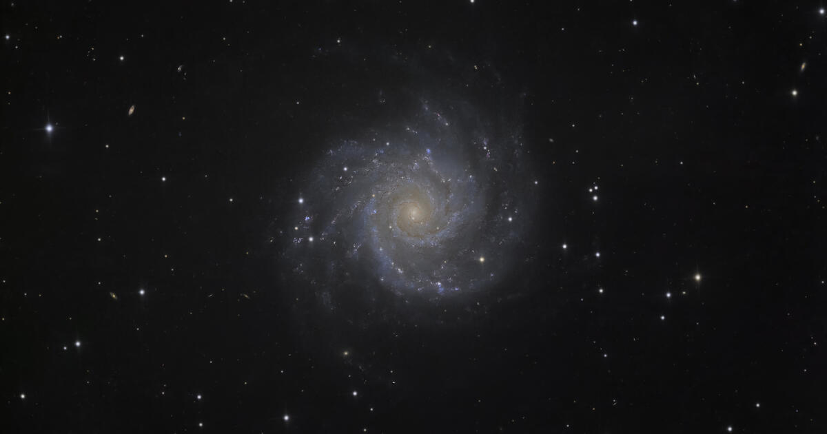 M74 | Telescope Live