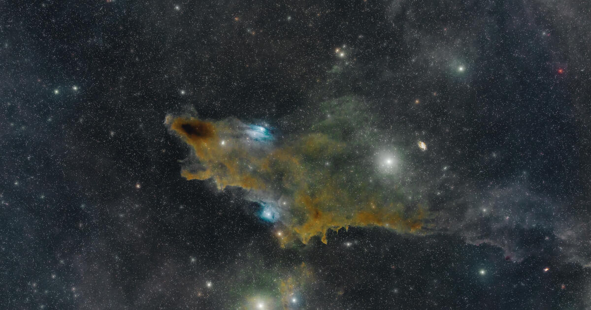 Shark Nebula | Telescope Live